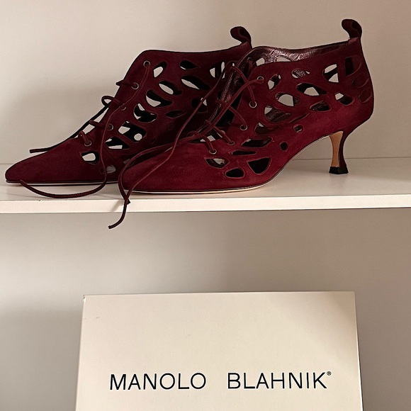 Manolo Blahnik | Shoes | Manolo Blahnik Gondola Samba 5 Heels Bordeaux ...
